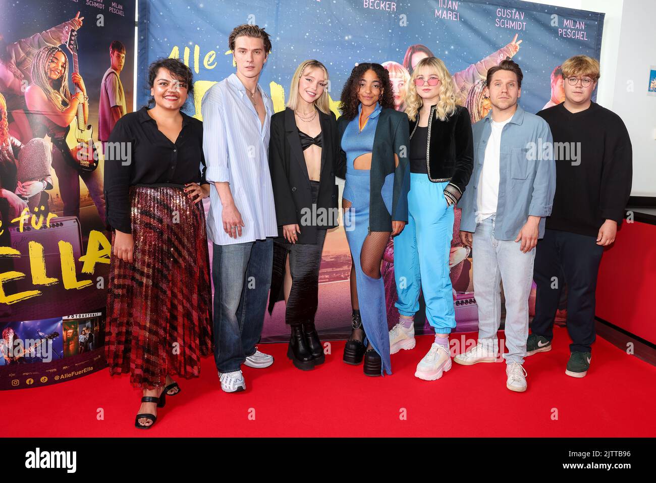 Berlin, Germany. 01st Sep, 2022. Sara Fazilat (l-r), Gustav Schmidt ...