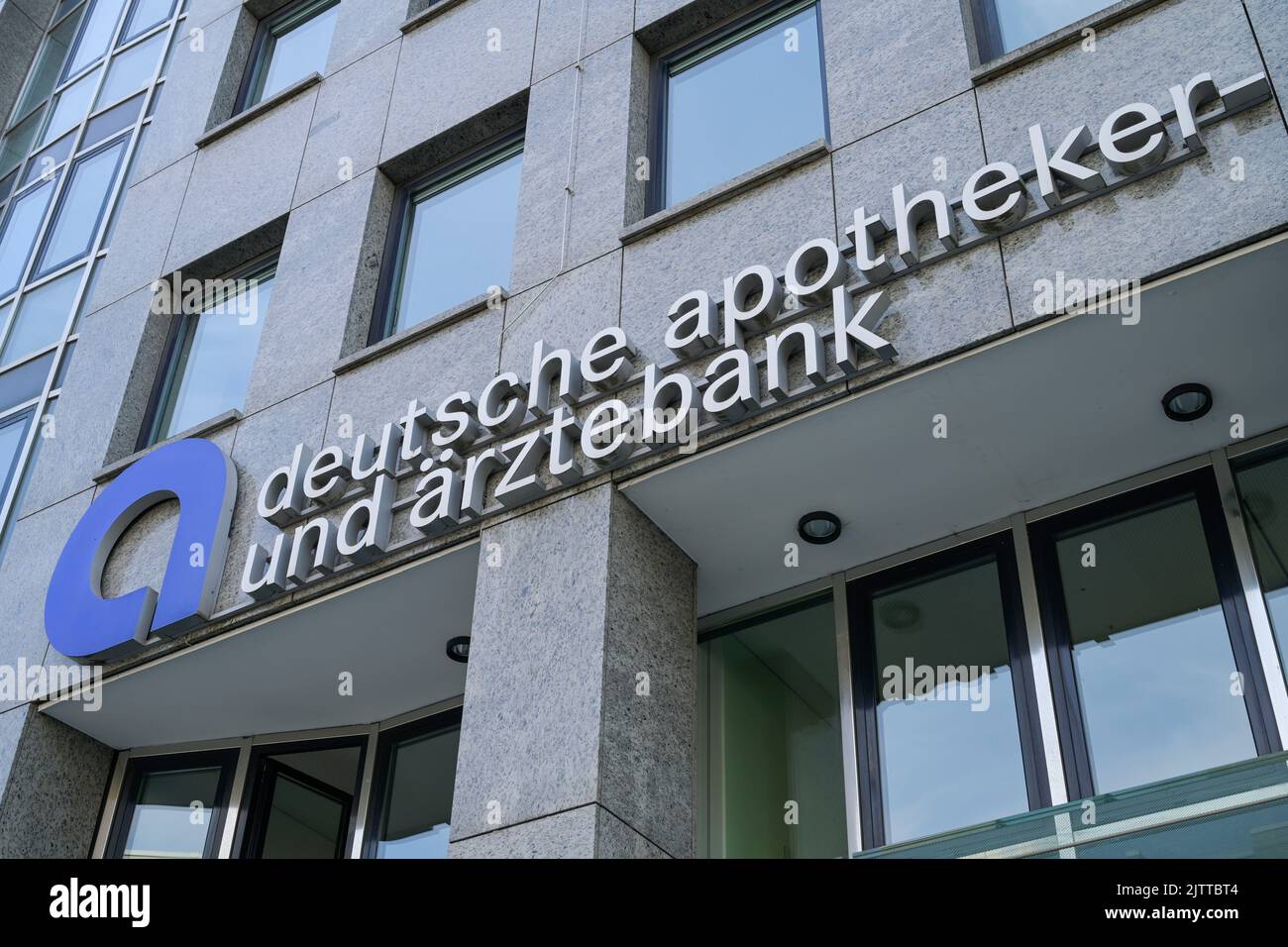 Deutsche Apotheker- und Ärztebank apoBank, Kantstraße, Charlottenburg ...