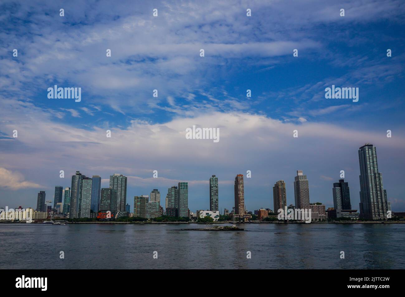 Long Island City (Queens) skyline. Long Island City (L.I.C.) is the ...
