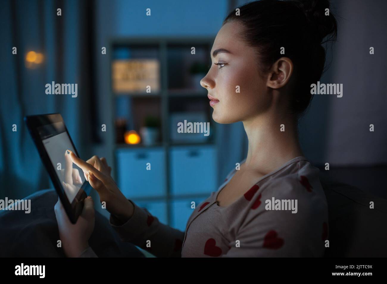 Teenager bed dark screen hi-res stock photography and images - Alamy