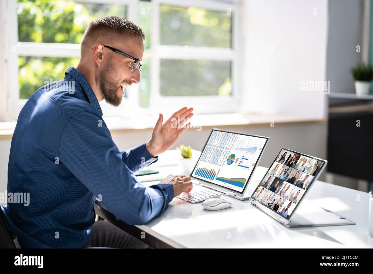 Online Video Conference Work From Home Webinar Stock Photo - Alamy