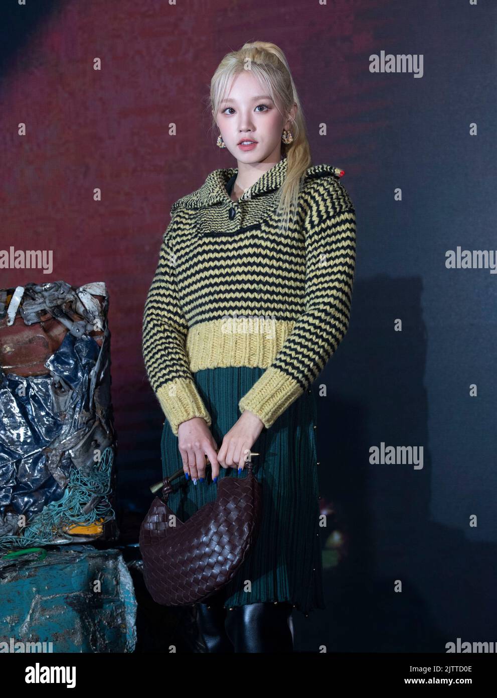 Seoul, South Korea. 1st Sep, 2022. Thai singer-songwriter minnie ...