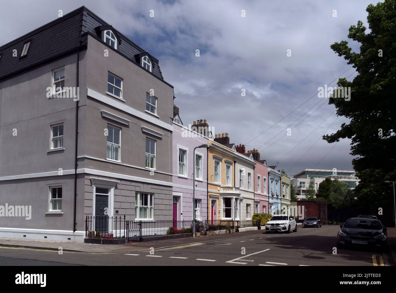 Bute Esplanade, Cardiff Bay 2022 . Attractive development. Residential ...