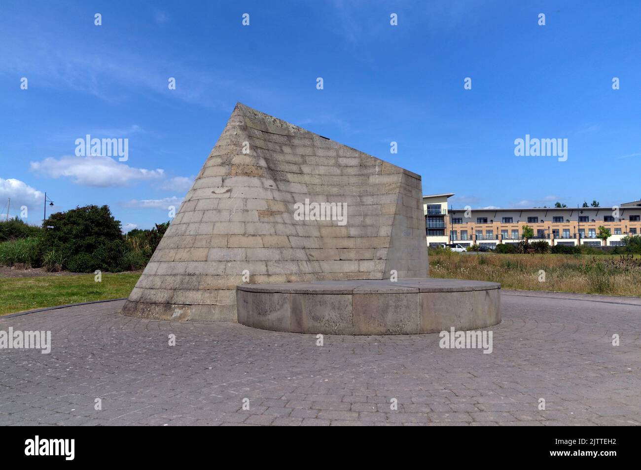Cadair Idris sculpture / art installation. Cardiff Bay 2022 . Cader ...