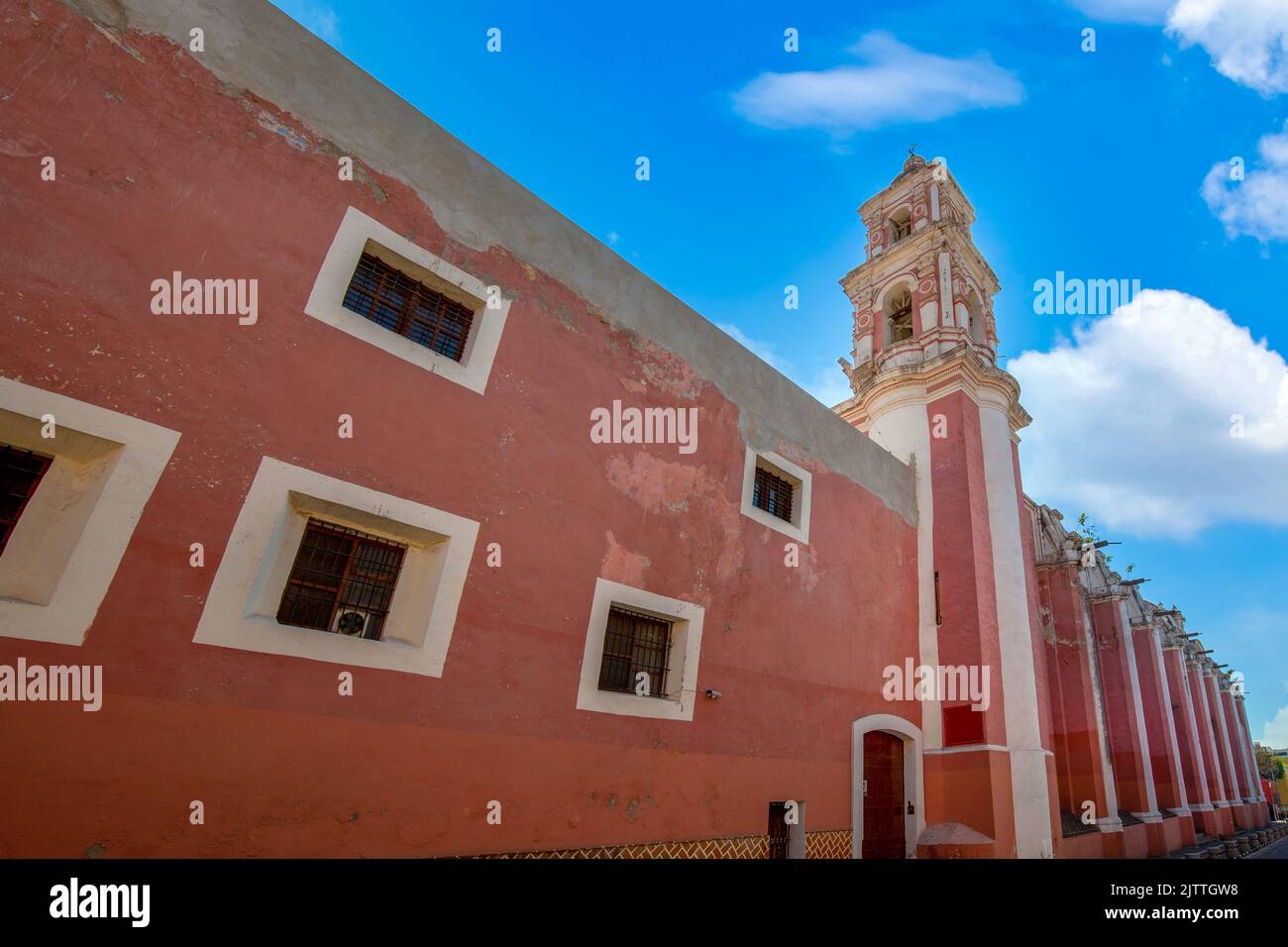 Mexico, Colorful Puebla streets and colonial architecture in Zocalo ...