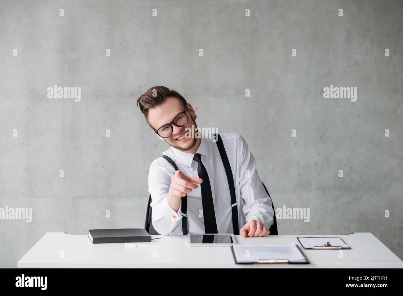 corporate culture colleague mocking laughing Stock Photo - Alamy