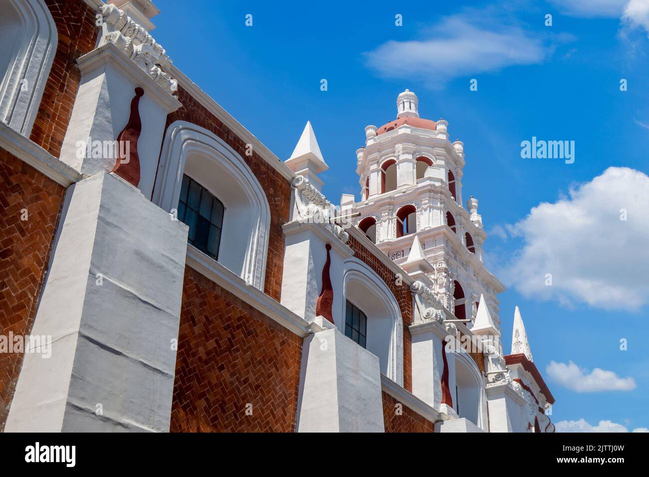 Mexico, Colorful Puebla streets and colonial architecture in Zocalo ...