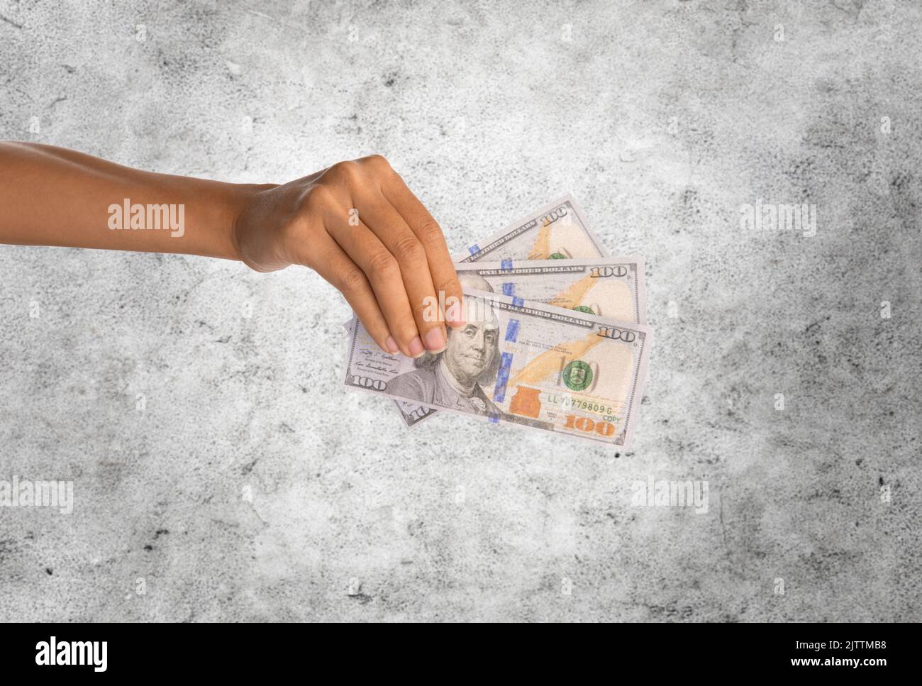 African female hand holding banknote hi-res stock photography and ...