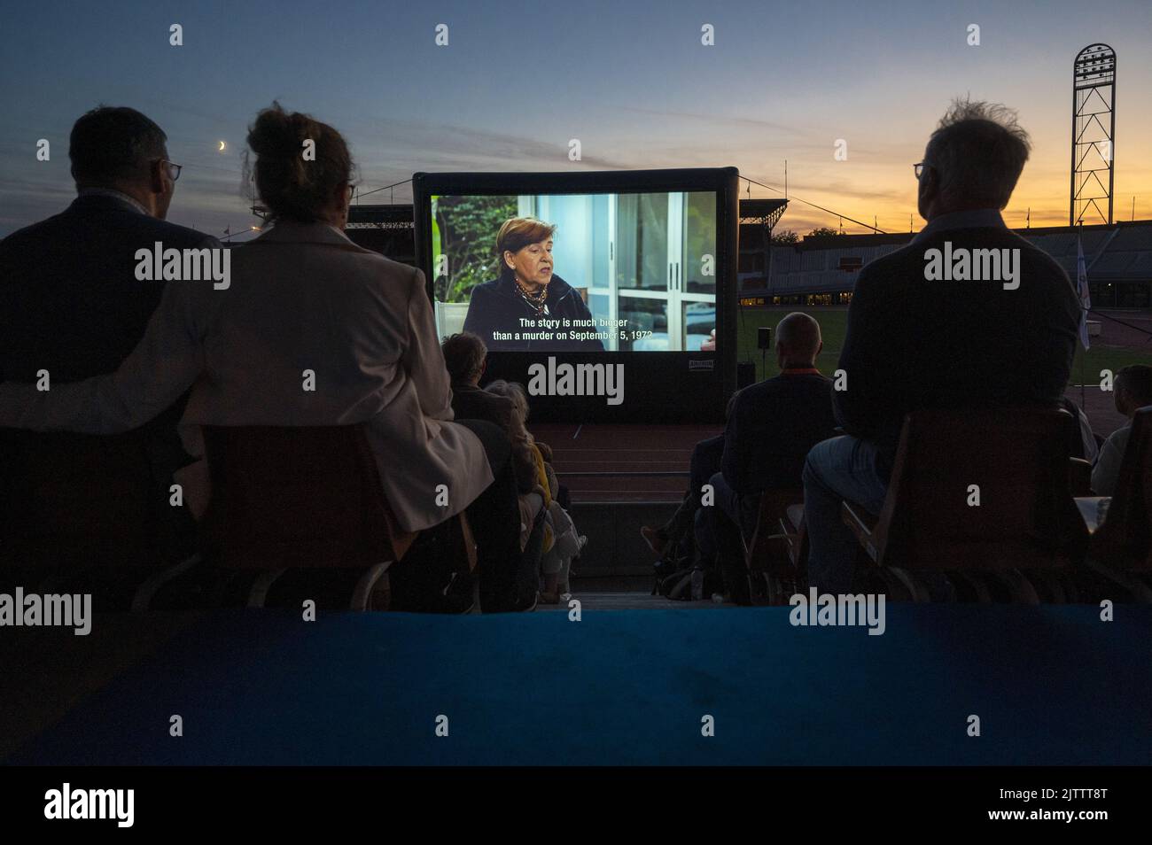 AMSTERDAM - The commemoration will be followed by the press premiere of ...