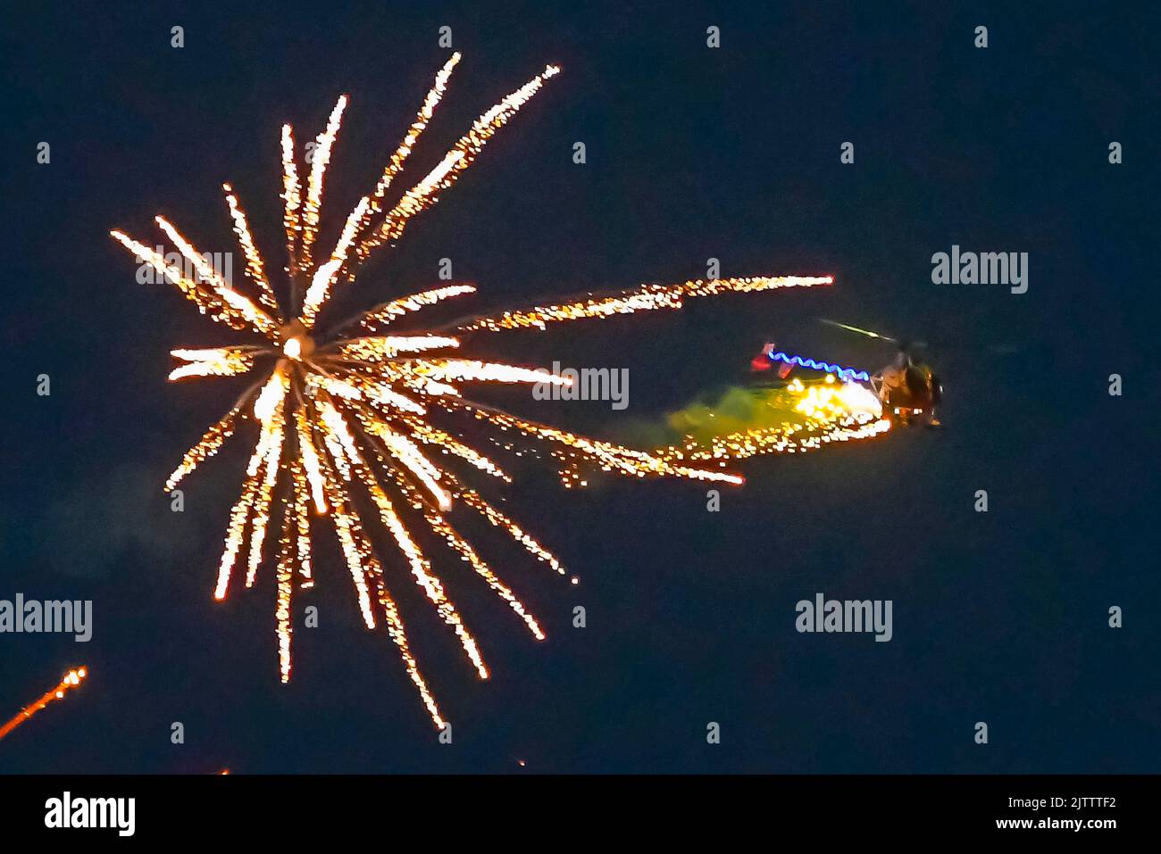 Exploding aeroplane scene hi-res stock photography and images - Alamy