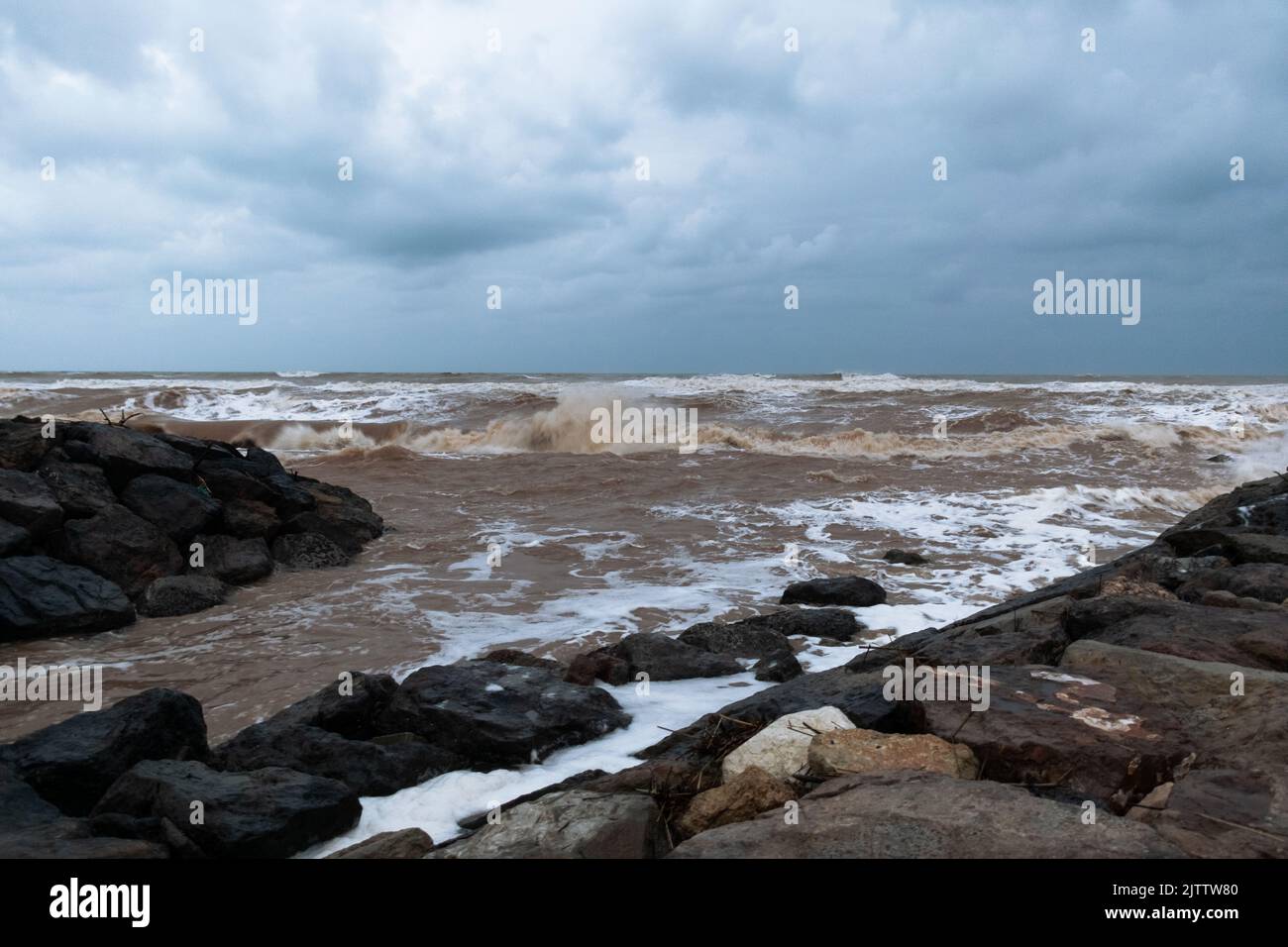 Sky port hi-res stock photography and images - Alamy