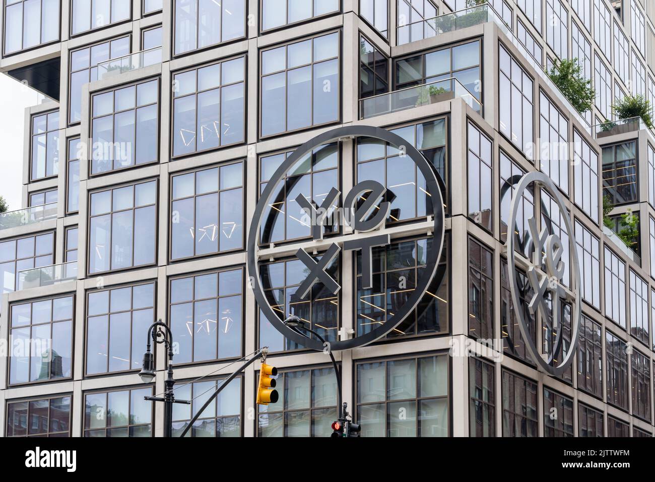 Yext headquarters in New York City, NY, USA Stock Photo - Alamy