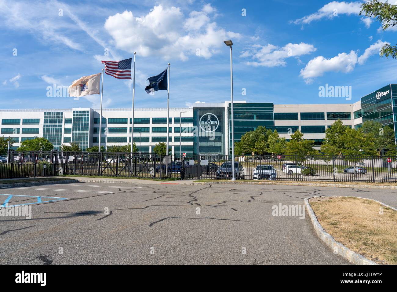 Flags in 2022 hi-res stock photography and images - Alamy