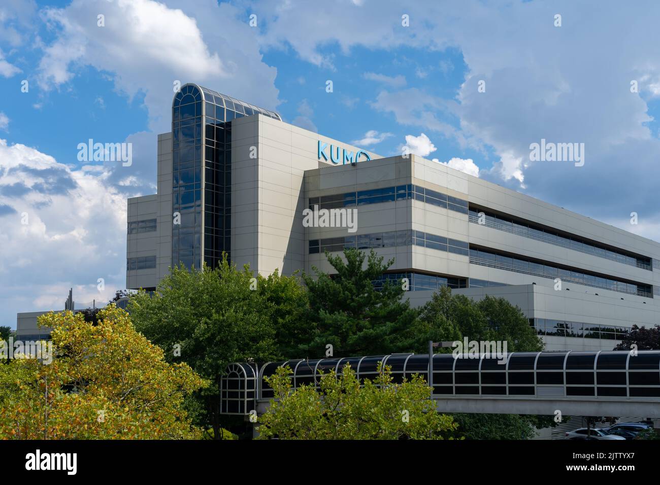 Kumon building hi-res stock photography and images - Alamy