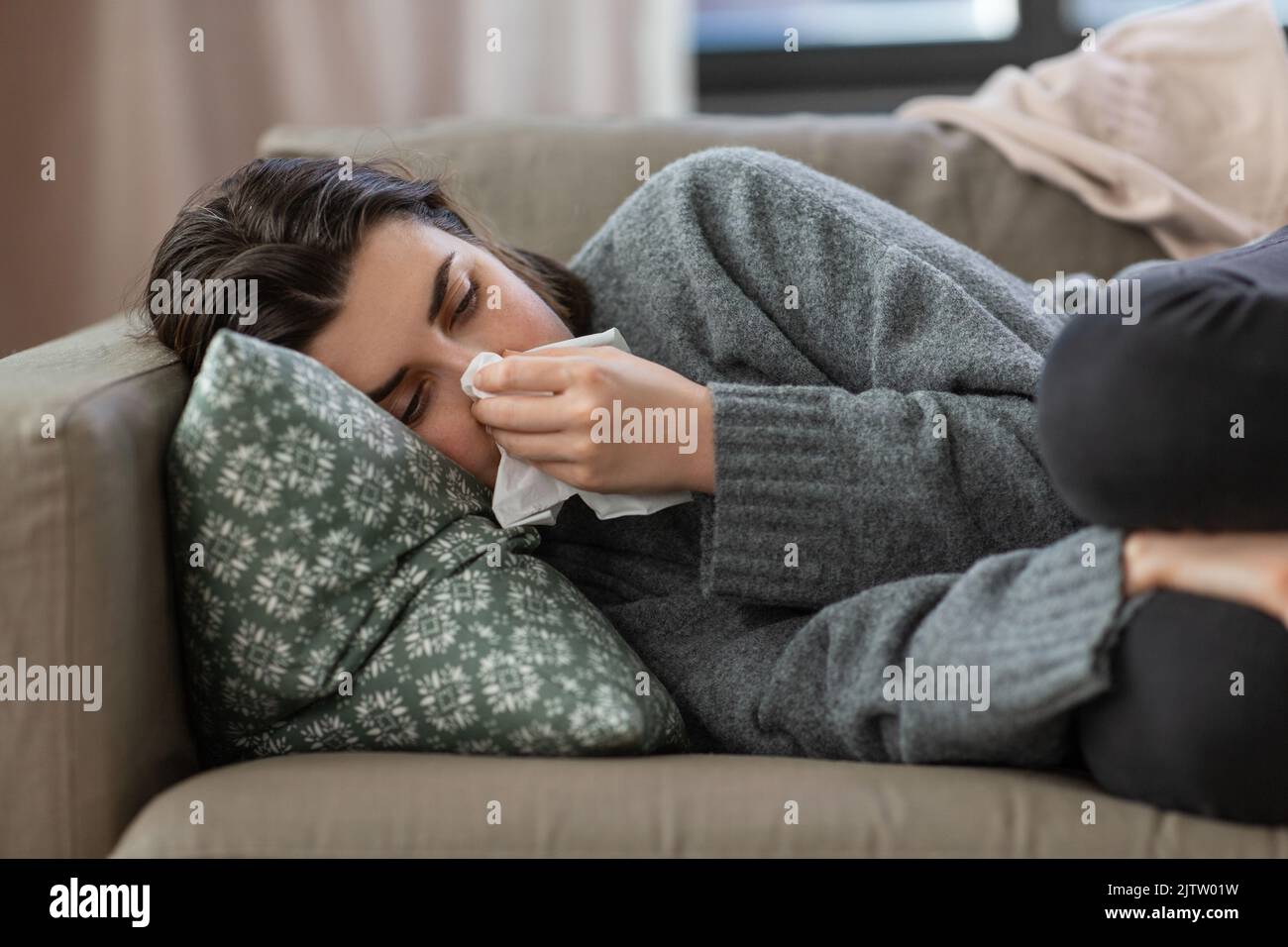 Sad lonely woman crying home hi-res stock photography and images - Alamy