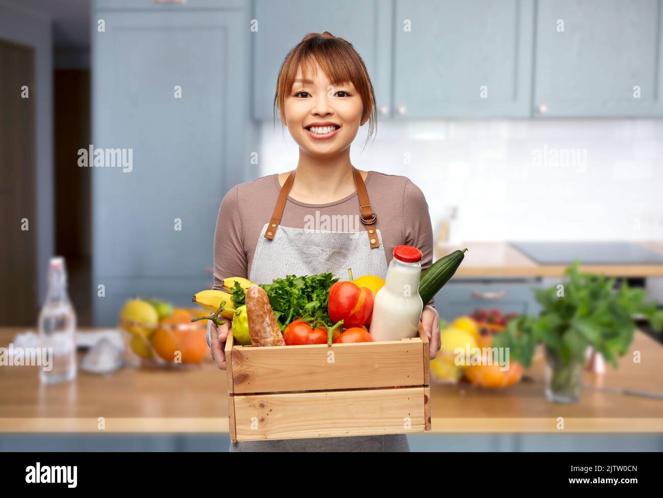 Chef food box hi-res stock photography and images - Alamy