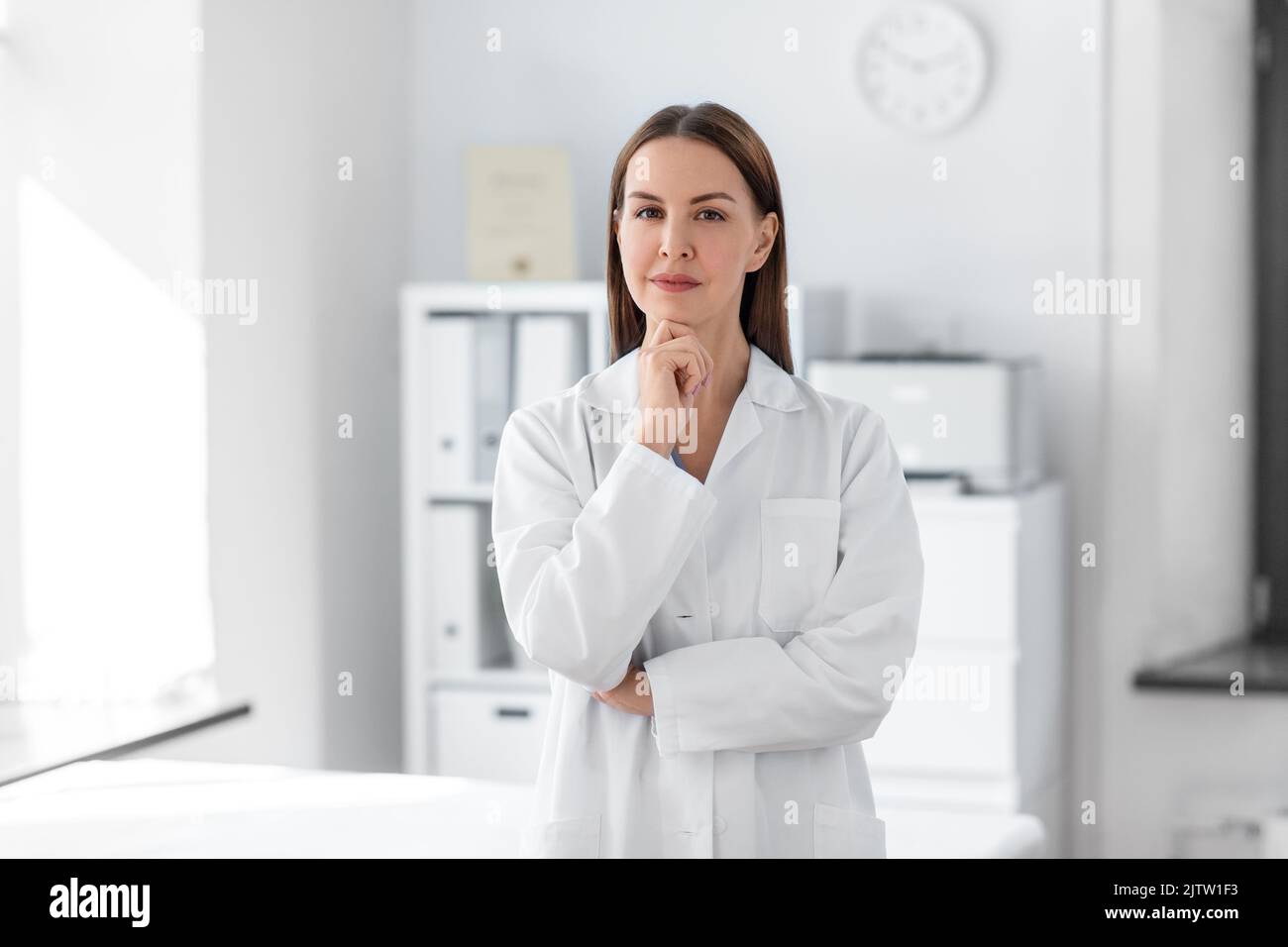 thinking female doctor at hospital Stock Photo - Alamy