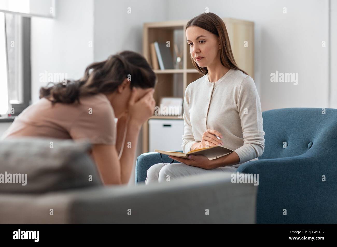 Psychiatrist therapy session hi-res stock photography and images - Alamy