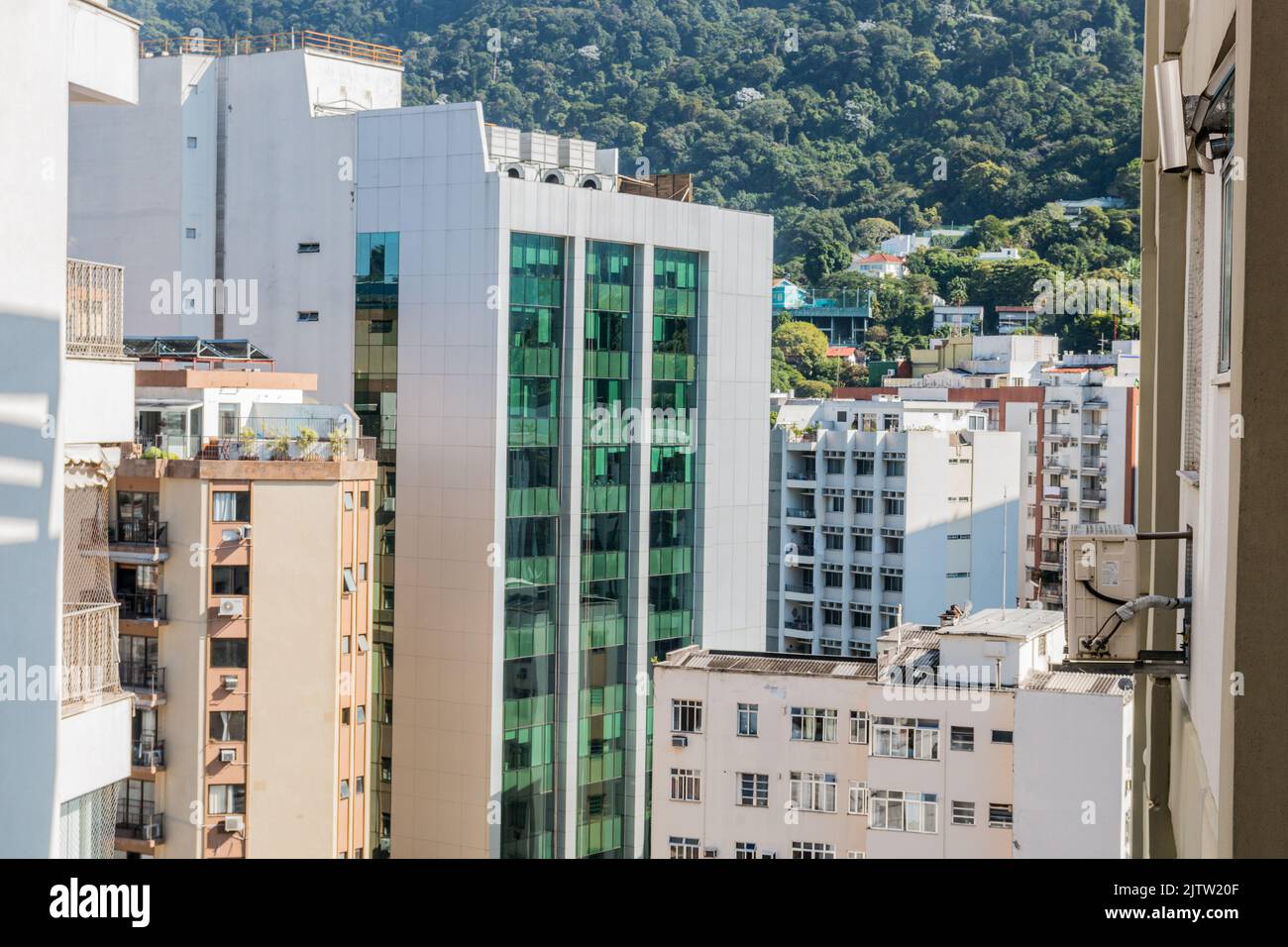 Urban tropical destination hi-res stock photography and images - Alamy