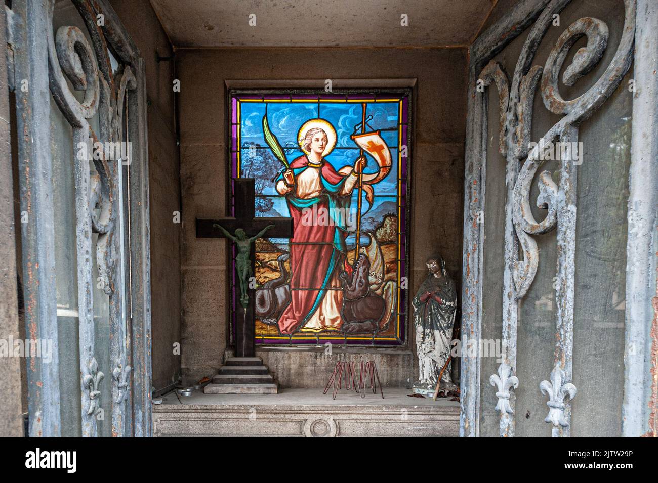 Inside france hi-res stock photography and images - Alamy