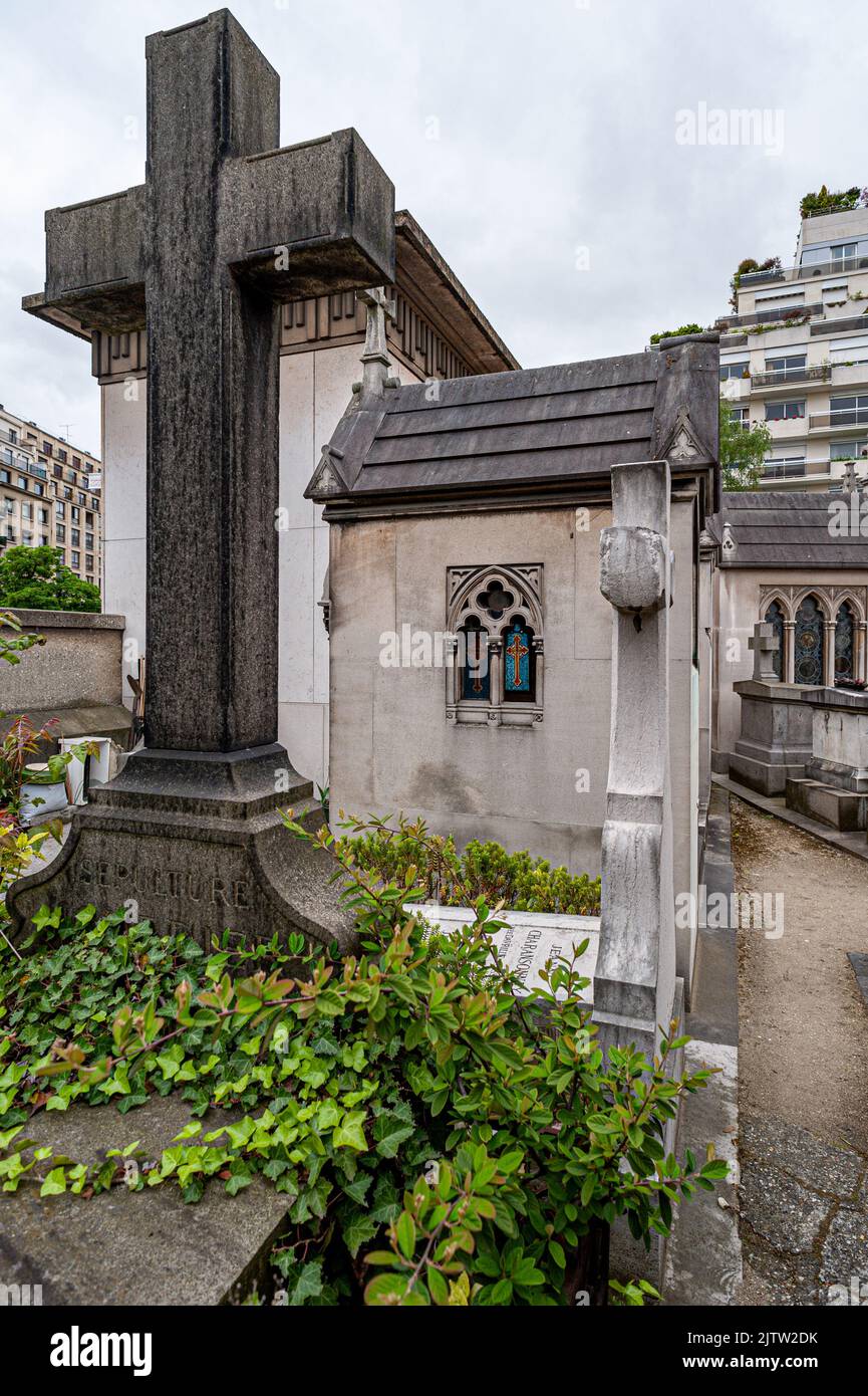 Tombs inside hi-res stock photography and images - Alamy