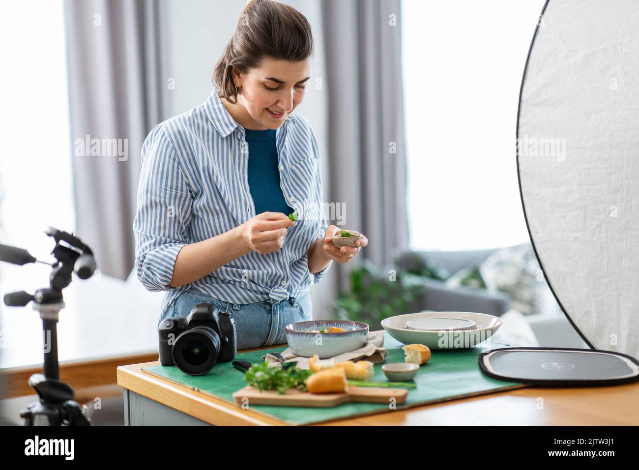 Food photographer professional camera hi-res stock photography and ...