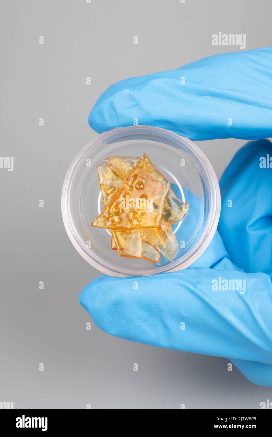 Weed extraction hi-res stock photography and images - Alamy