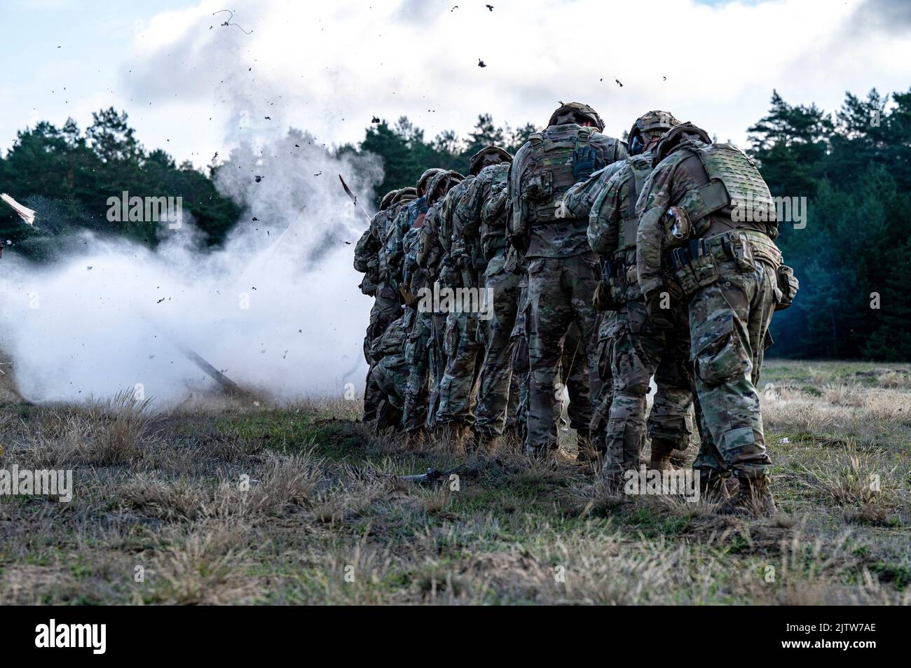 U.S. Soldiers with 588th Brigade Engineer Battalion, 3rd Armored ...