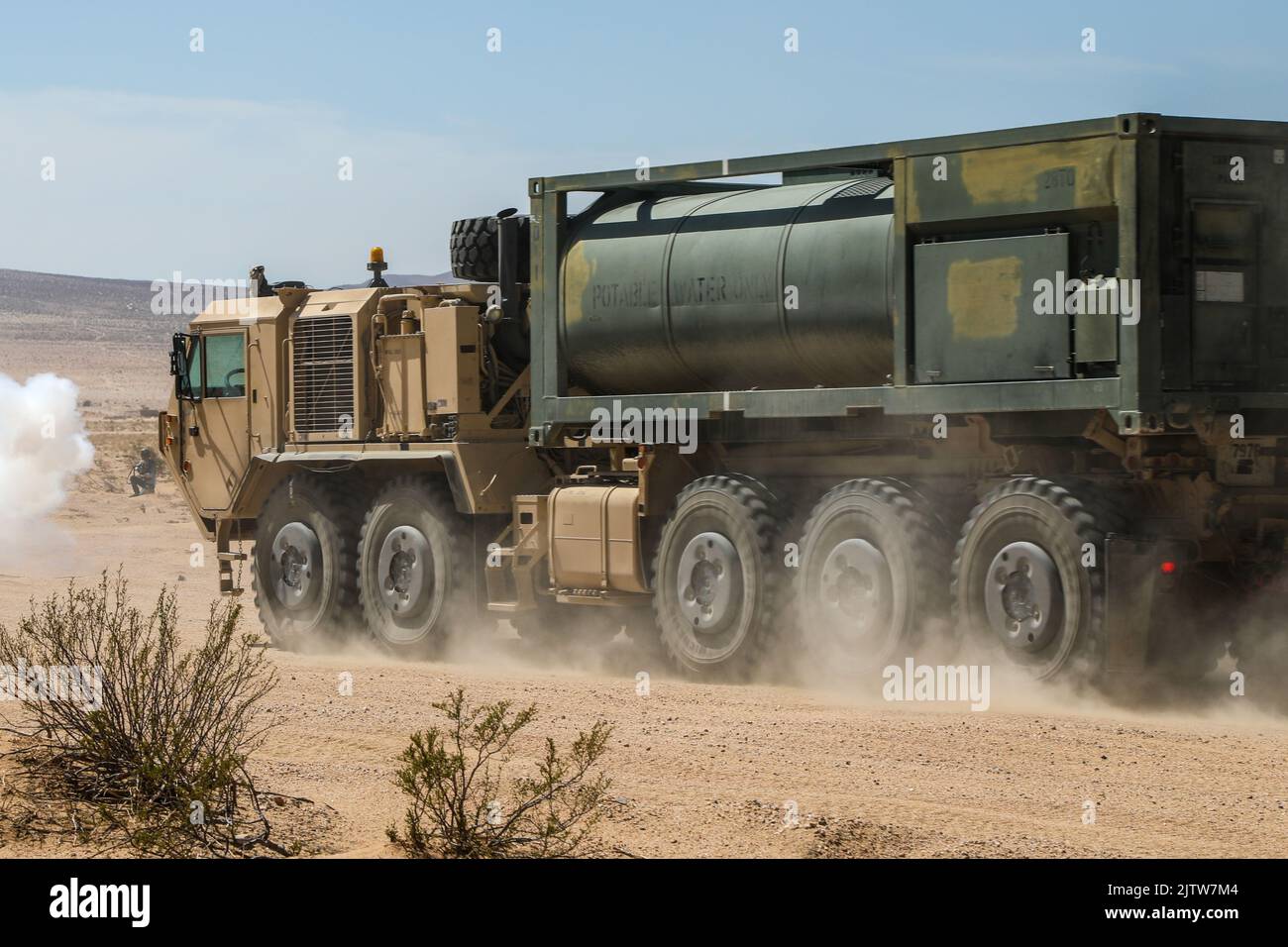 U.S. Soldiers with 541st Division Sustainment Support Battalion, 1st ...