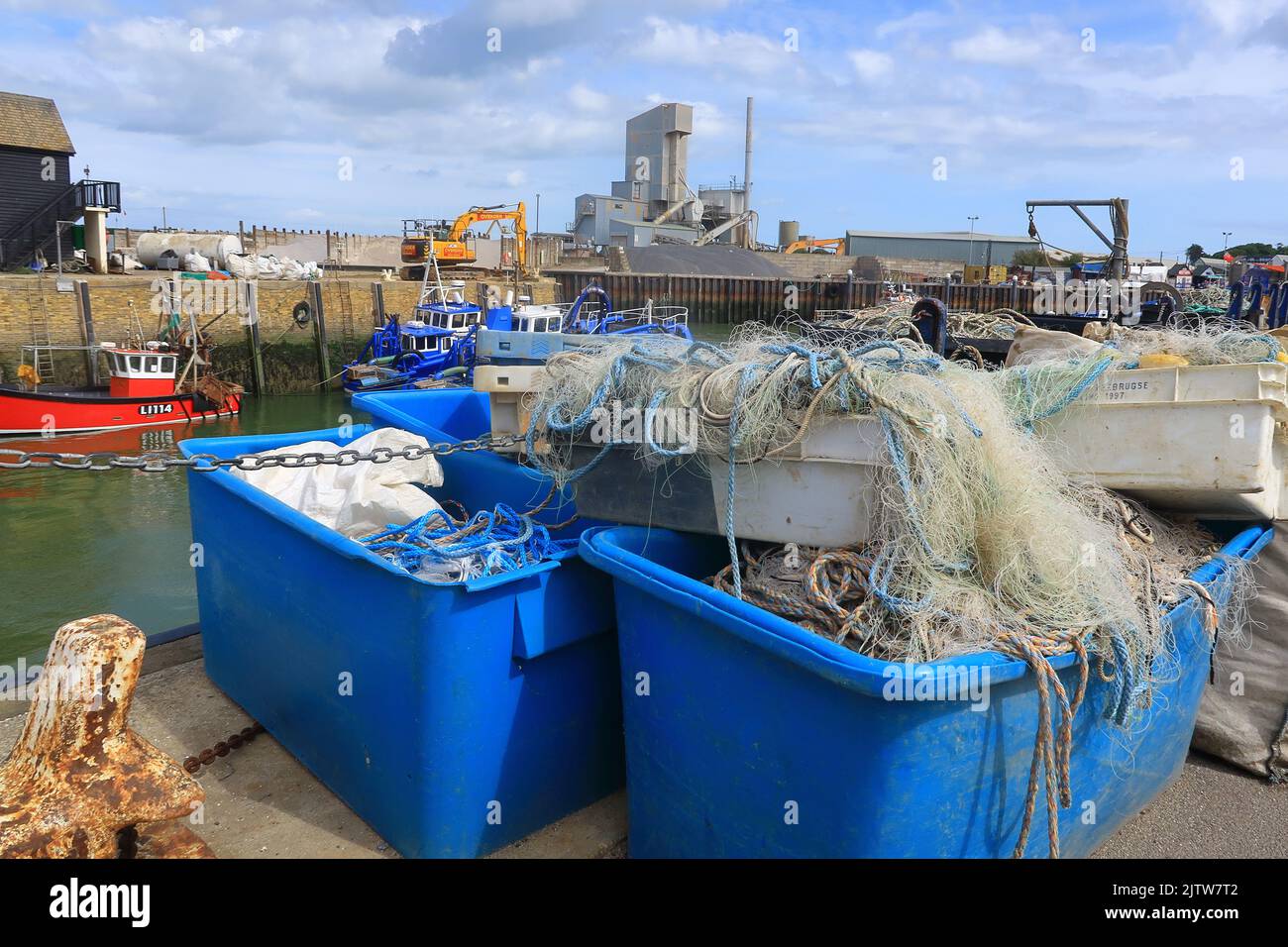 Nets and ropes on the harbour wall at Whitstable Stock Photo - Alamy
