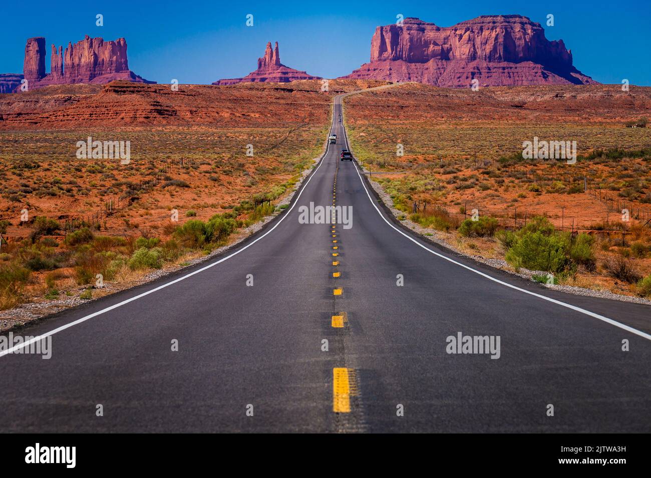 Highway Road U.S. Highway 163 and Monument Valley at sunset, Arizona ...