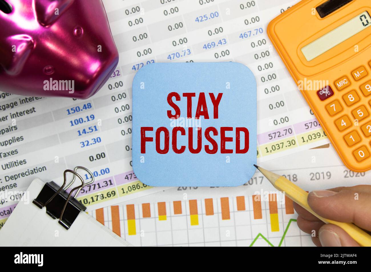 Stay Focused write on Sticky Notes Stock Photo - Alamy