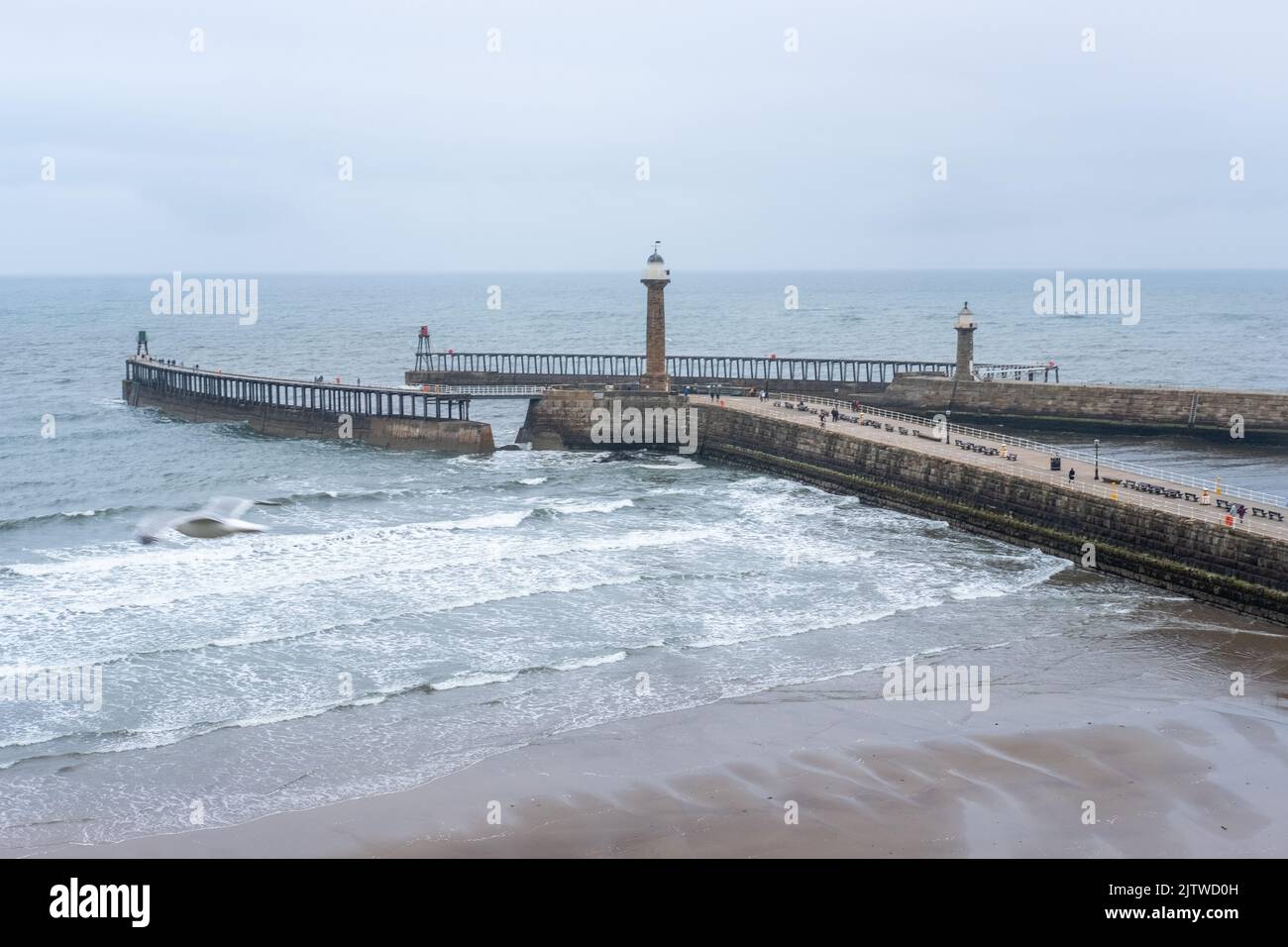 Whitby, east and west piers and lighthouses Stock Photo - Alamy