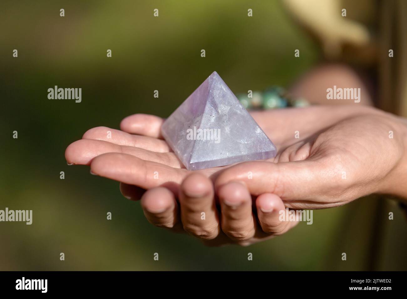 Crystal pyramid hi-res stock photography and images - Alamy