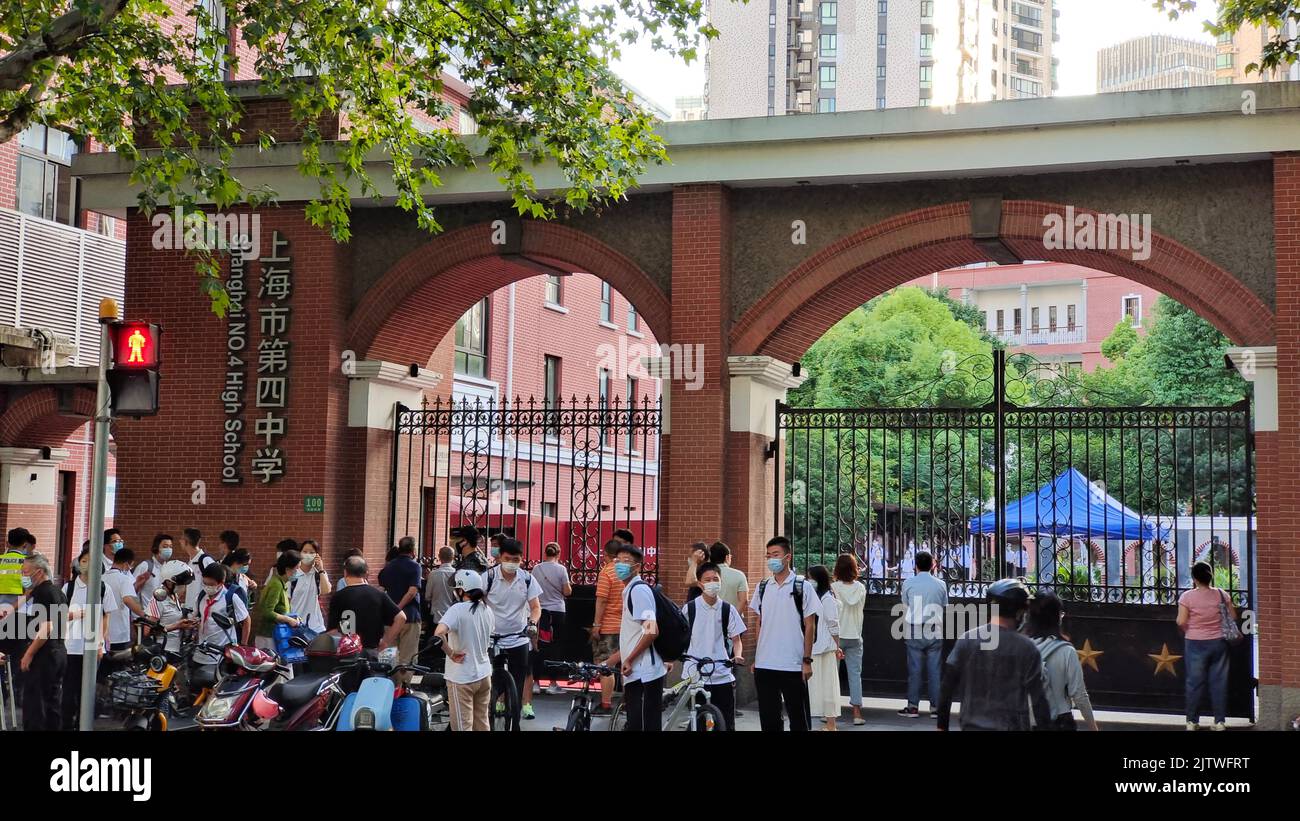 SHANGHAI, CHINA - SEPTEMBER 1, 2022 - A large number of students attend ...