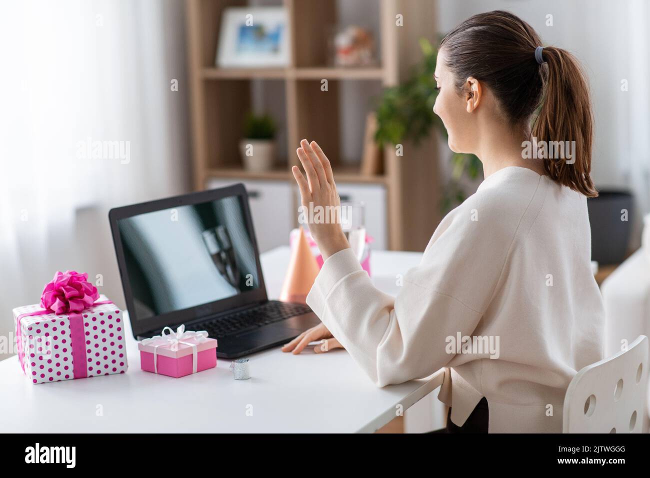 Virtual birthday party hi-res stock photography and images - Alamy