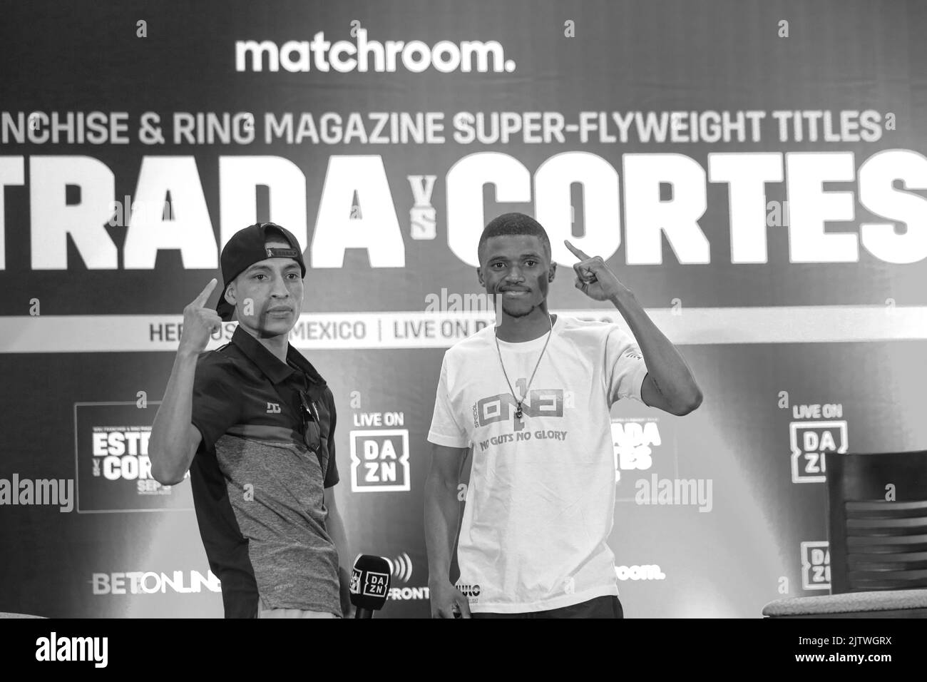 Héctor “Baby Bull” Flores (L) and Sivenathi “Special One” Nontshinga ...