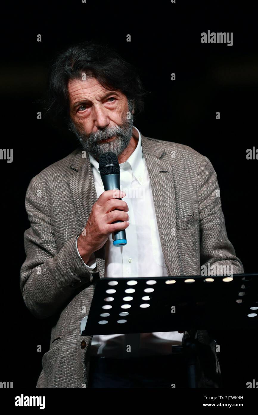 in the photo Massimo Cacciari Stock Photo - Alamy