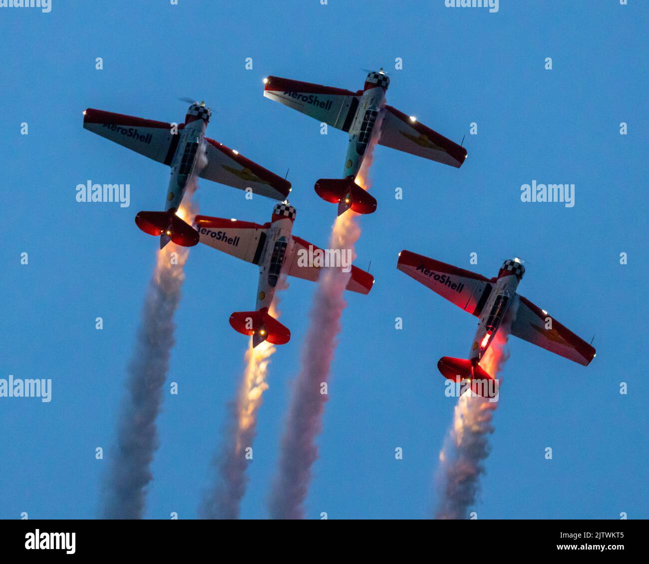 Aeroshell aerobatic team plane hi-res stock photography and images - Alamy