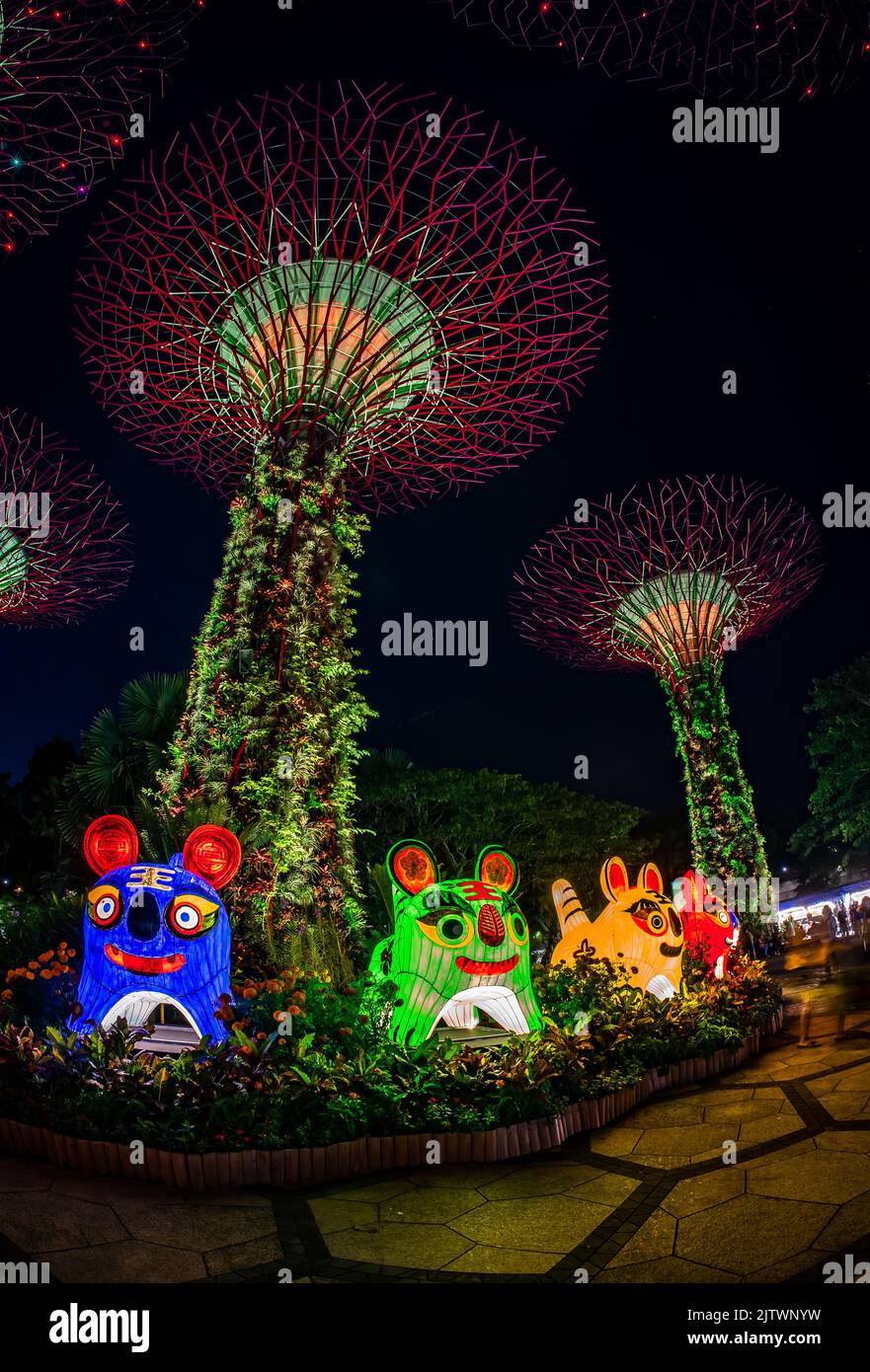Gardens By The Bay Mid-Autumn Festival 2022. The theme Lanterns Of Reunion Stock Photo - Alamy