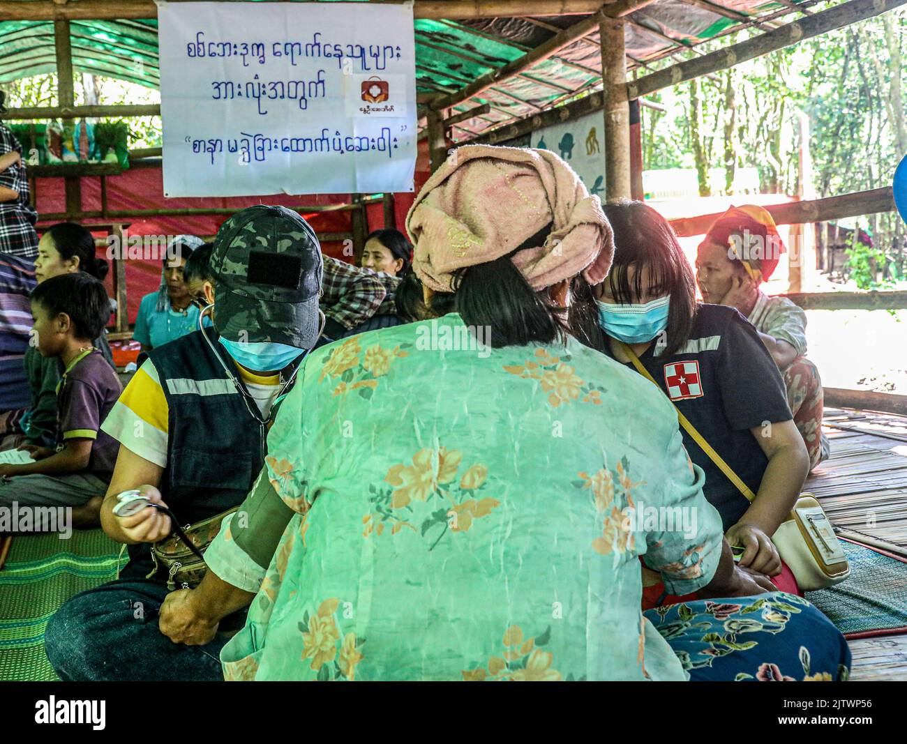 Kayah State, Myanmar. 28th Aug, 2022. Volunteers of ''Nway Oo Sayy aid ...