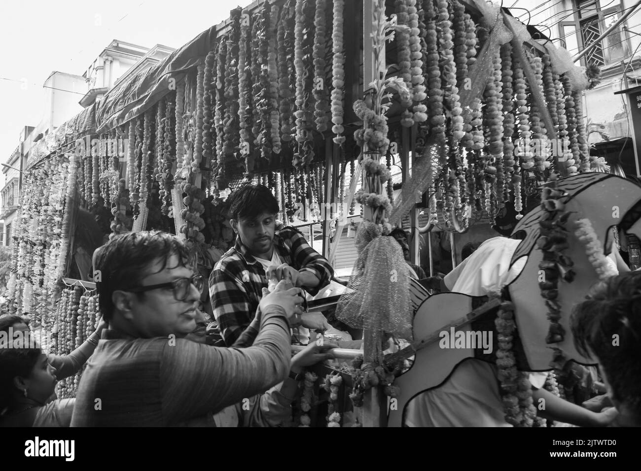 Iskcon rath yatra Black and White Stock Photos & Images - Alamy