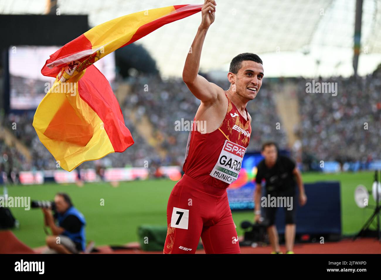 Mariano Garcia with her country's flag at the European Athletics ...
