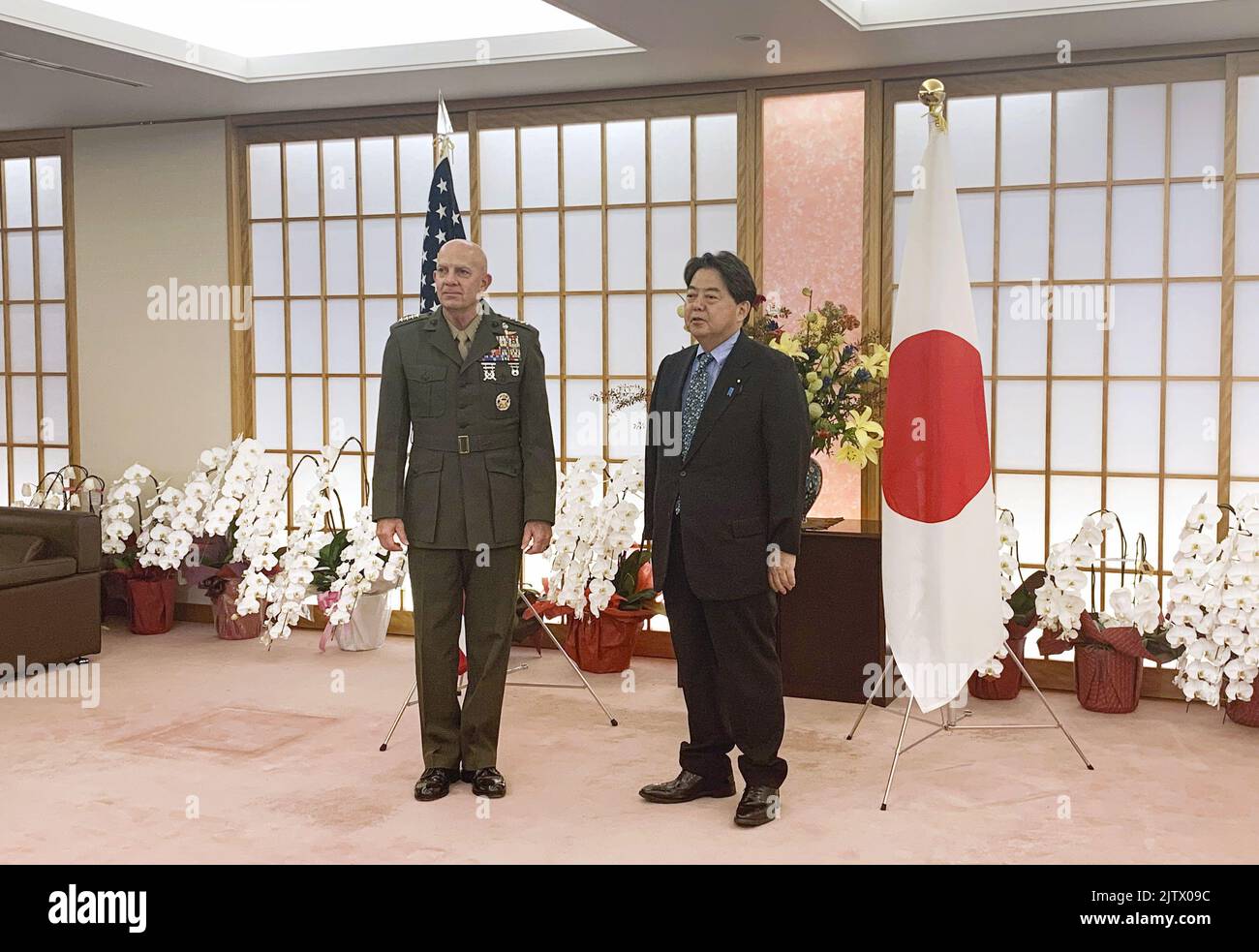Japanese Foreign Minister Yoshimasa Hayashi (R) and U.S. Marine Corps ...
