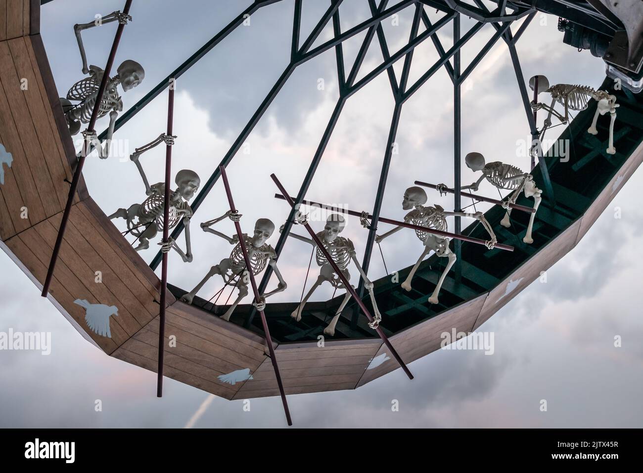 London, UK. 1st September 2022. Charon Wheel: 32ft rotating zoetrope ...