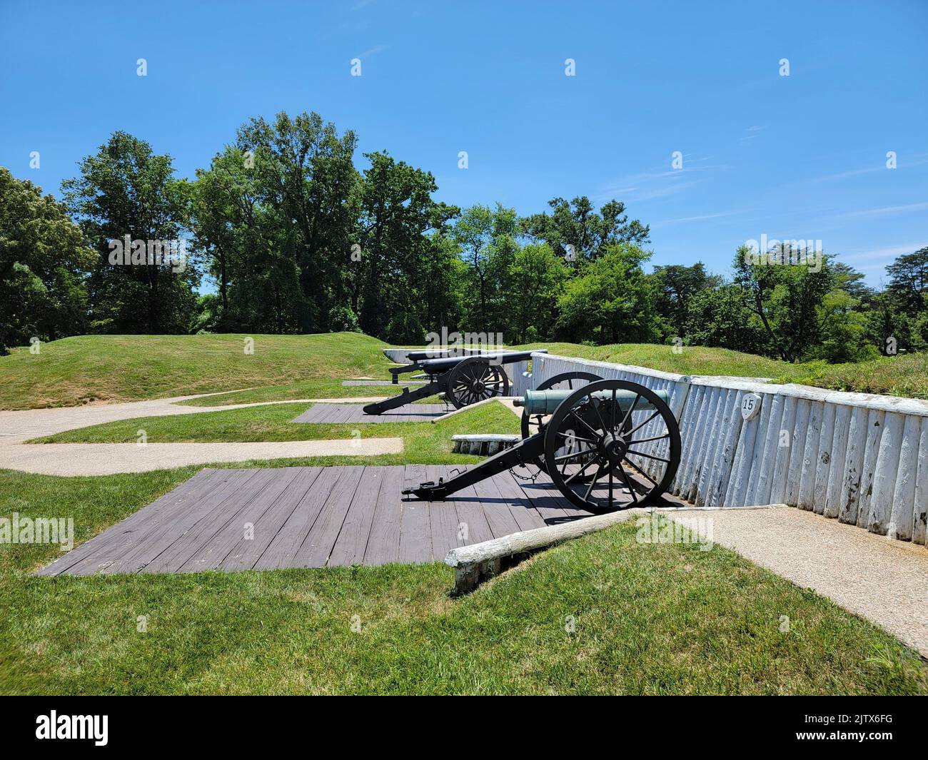 Artillery wheels hi-res stock photography and images - Alamy