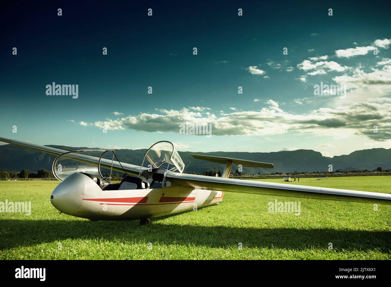 Canopy open hi-res stock photography and images - Alamy