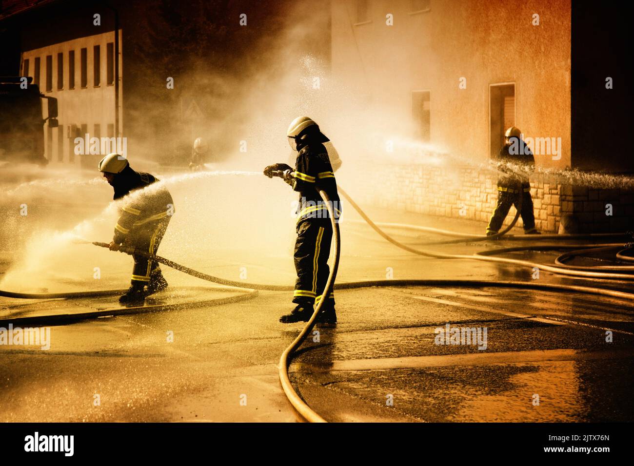 Color manipulation hi-res stock photography and images - Alamy