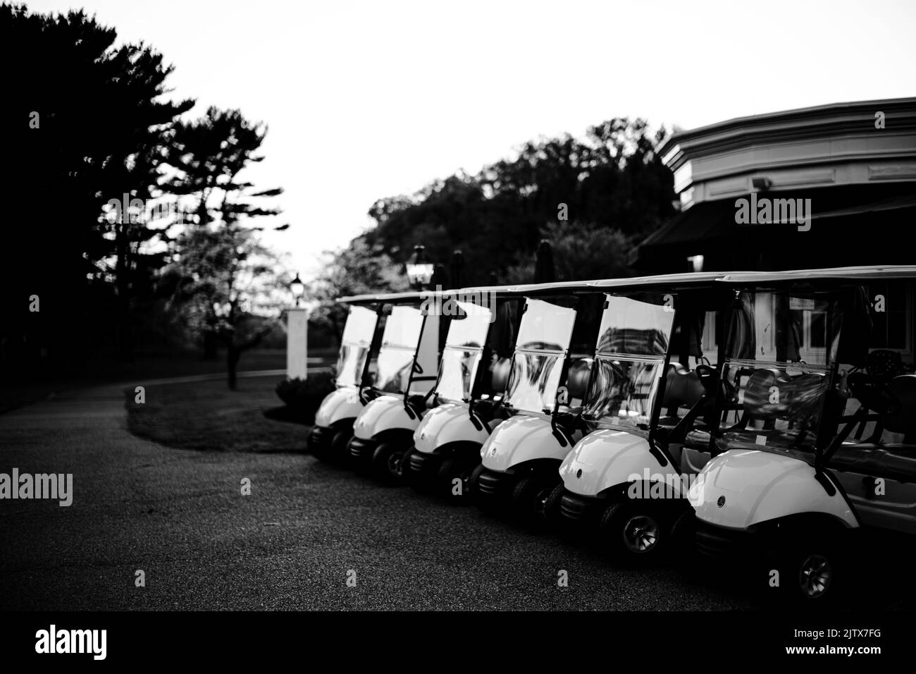Golf road Black and White Stock Photos & Images - Alamy