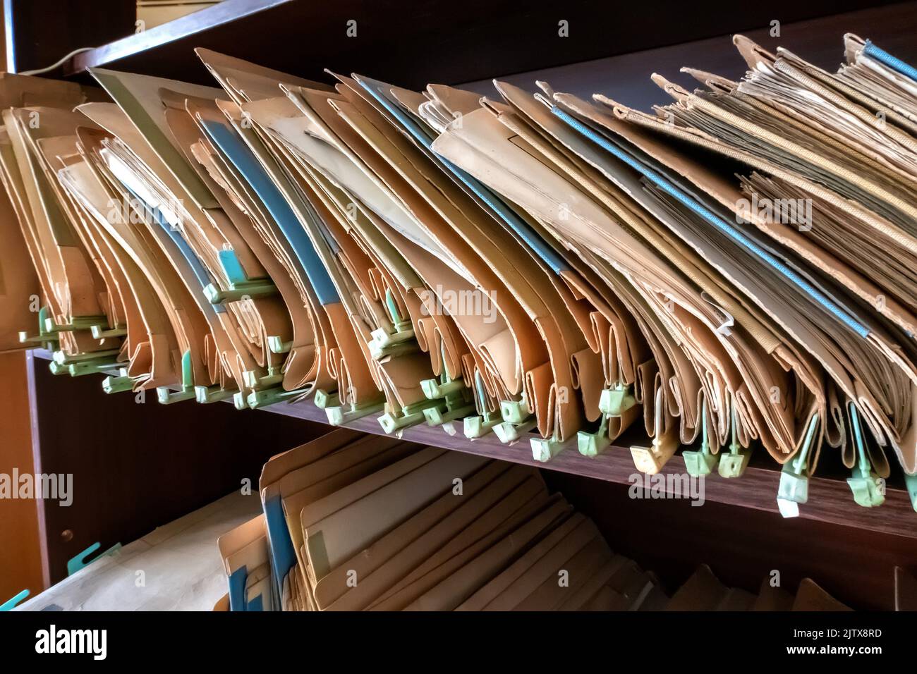 Old folder with documents hi-res stock photography and images - Alamy